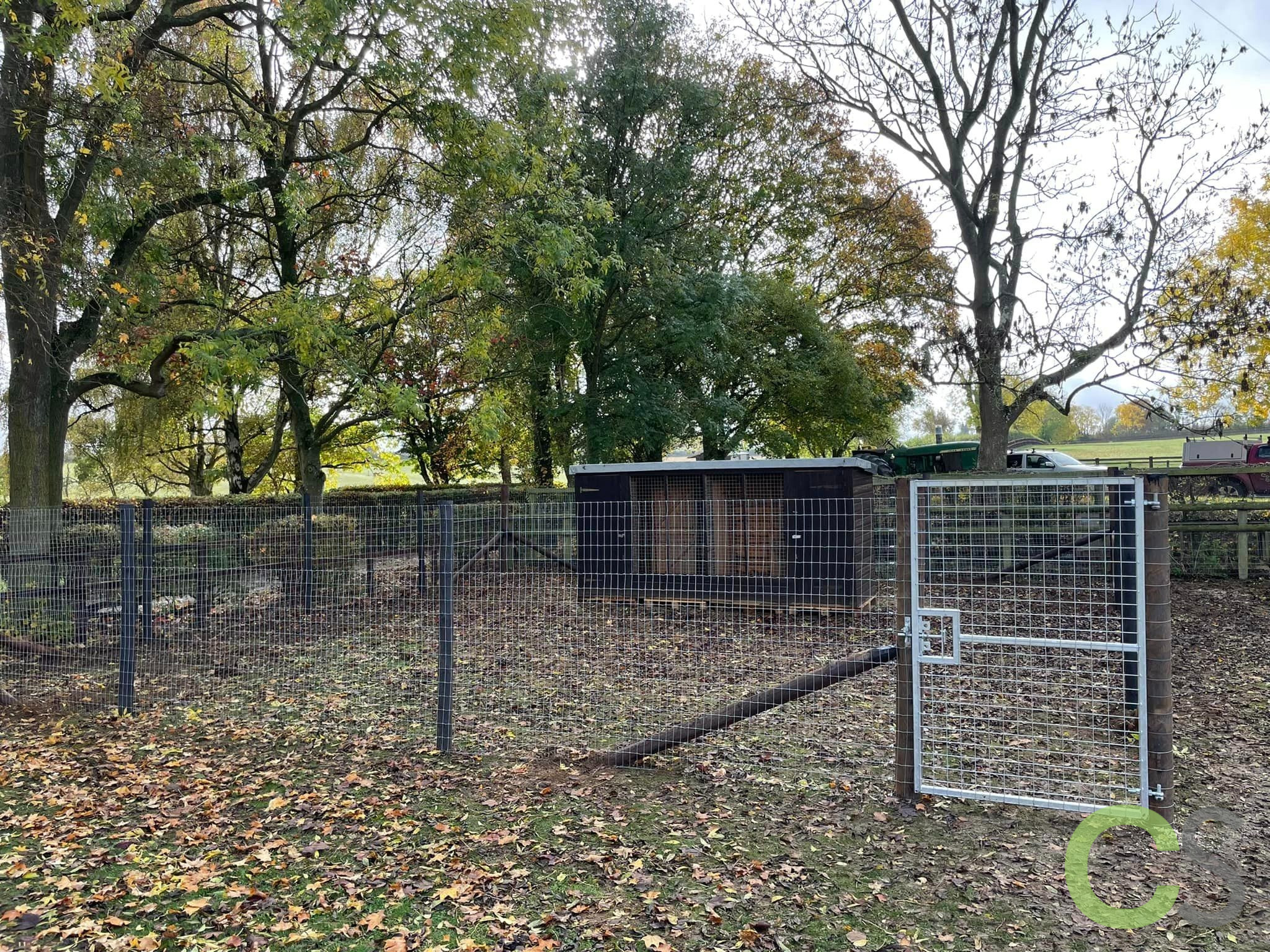 Tornado Dog Exercise Field Fencing R19/180/5 180cm x 50m, Country Supplies