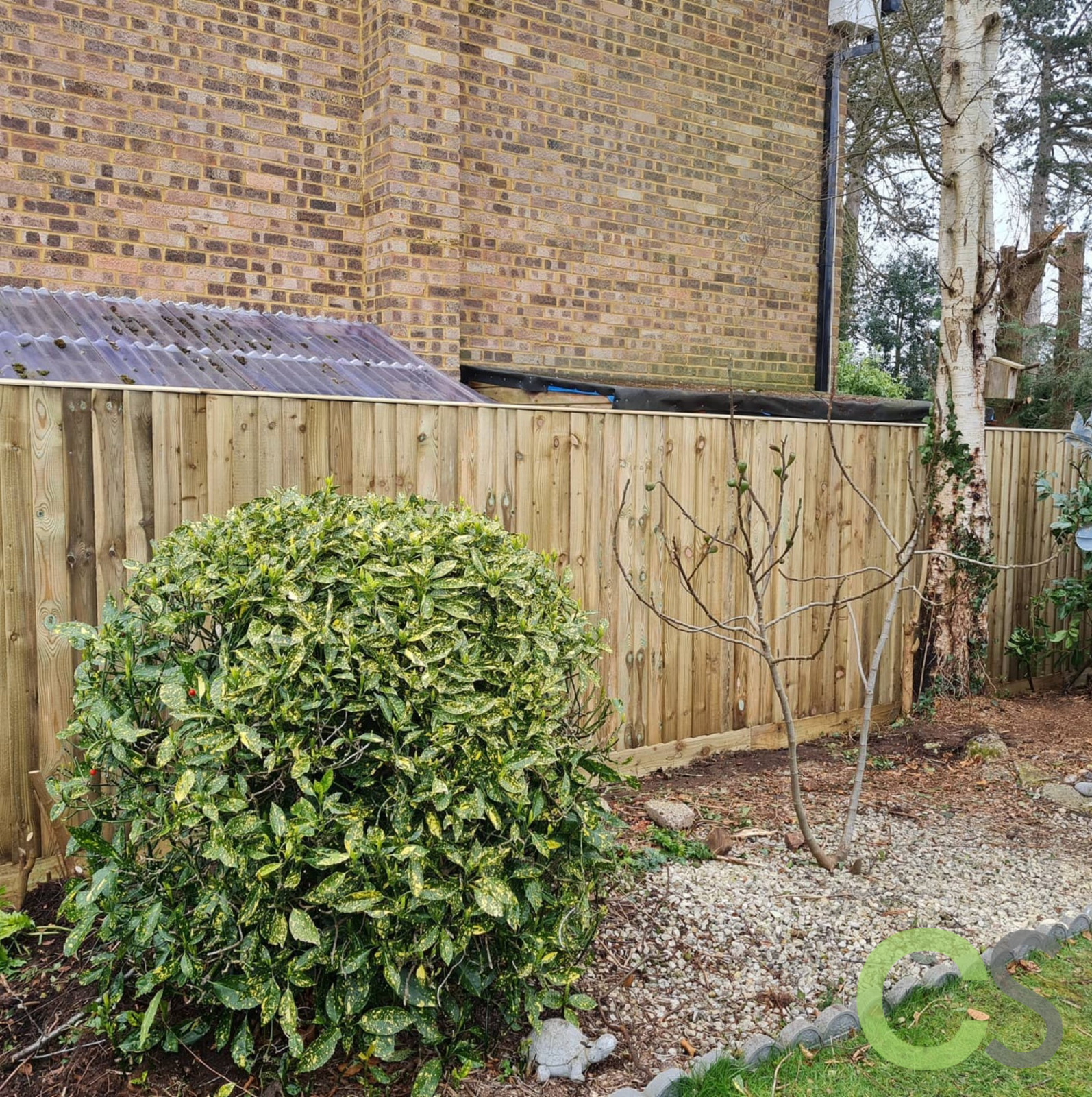 Closeboard Fencing Kit Green 1.8m High x 3m Wide (2.7m Post with ...