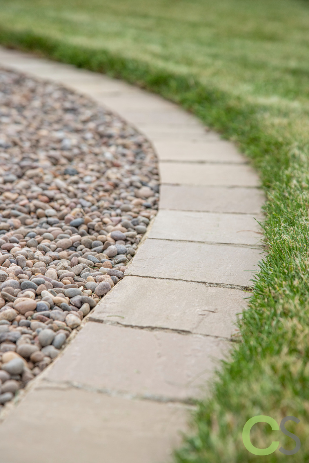 Global Stone Premium Sandstone York Green Riven Setts 150 x 150 x 25 ...